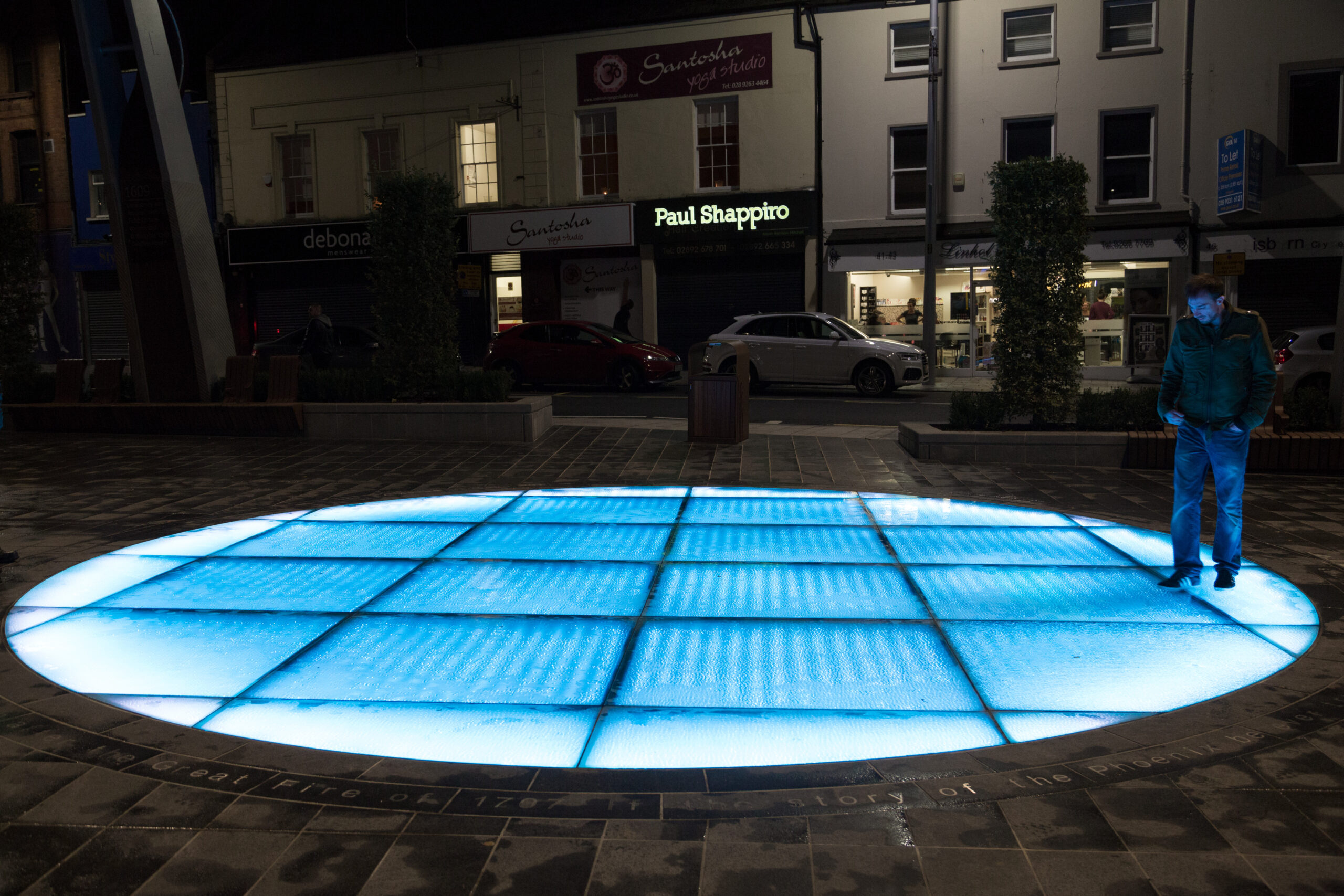 Interactive Dancefloor - Traxon e:cue North America